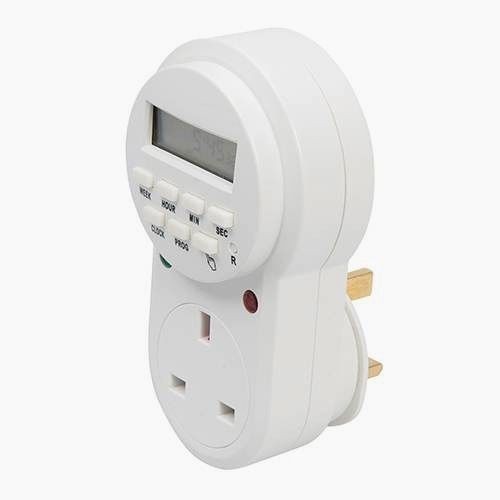 BRAND NEW PLUG IN DIGITAL TIMER 7 DAY LIGHT POWER SECURITY ELECTRICAL ...